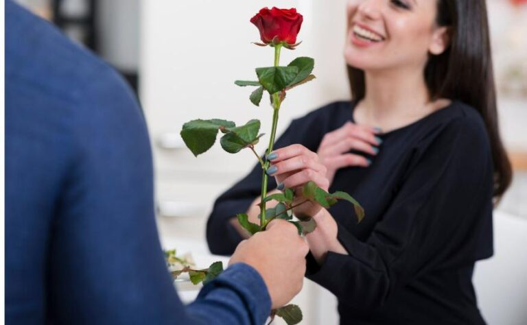 7 Romantic Flowers That Capture True Love’s Essence